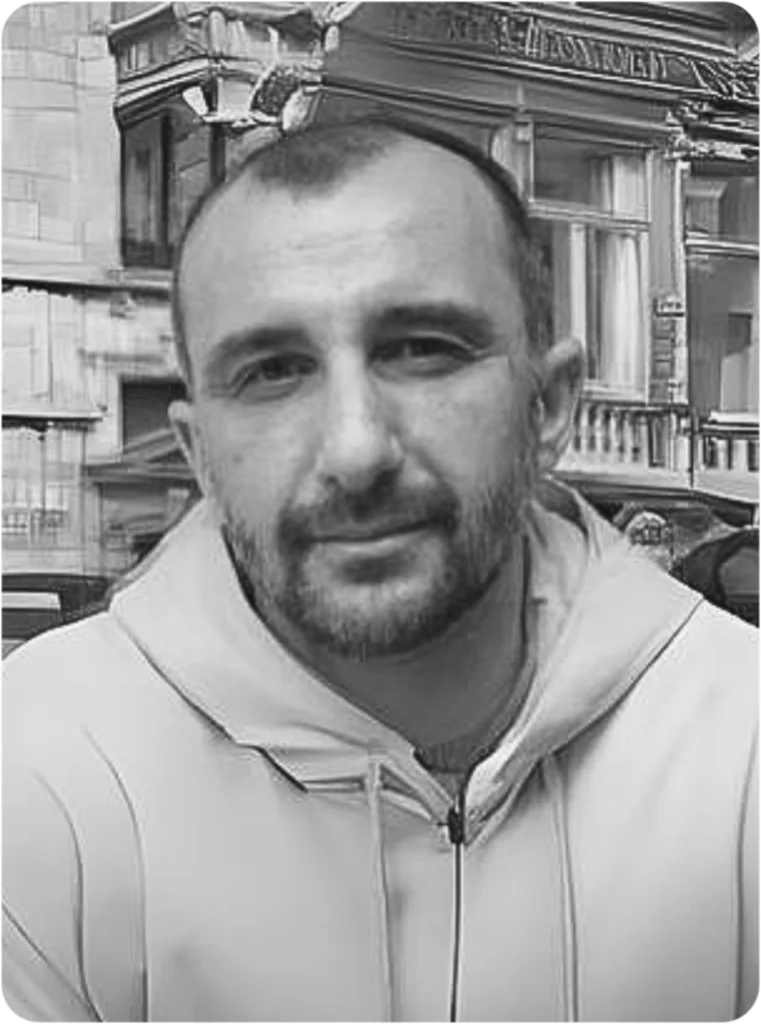 Our Team - Yields.io